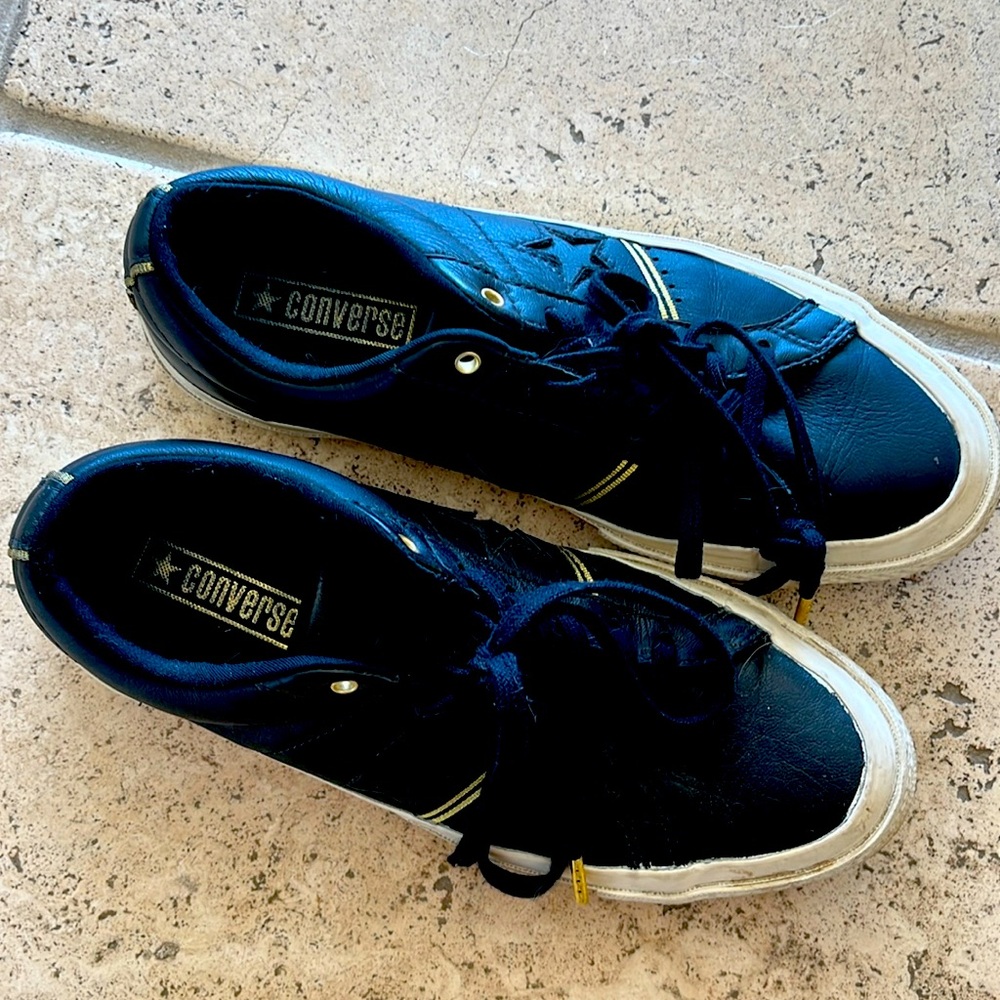 Converse Shoes Vintage Used Once - Gem